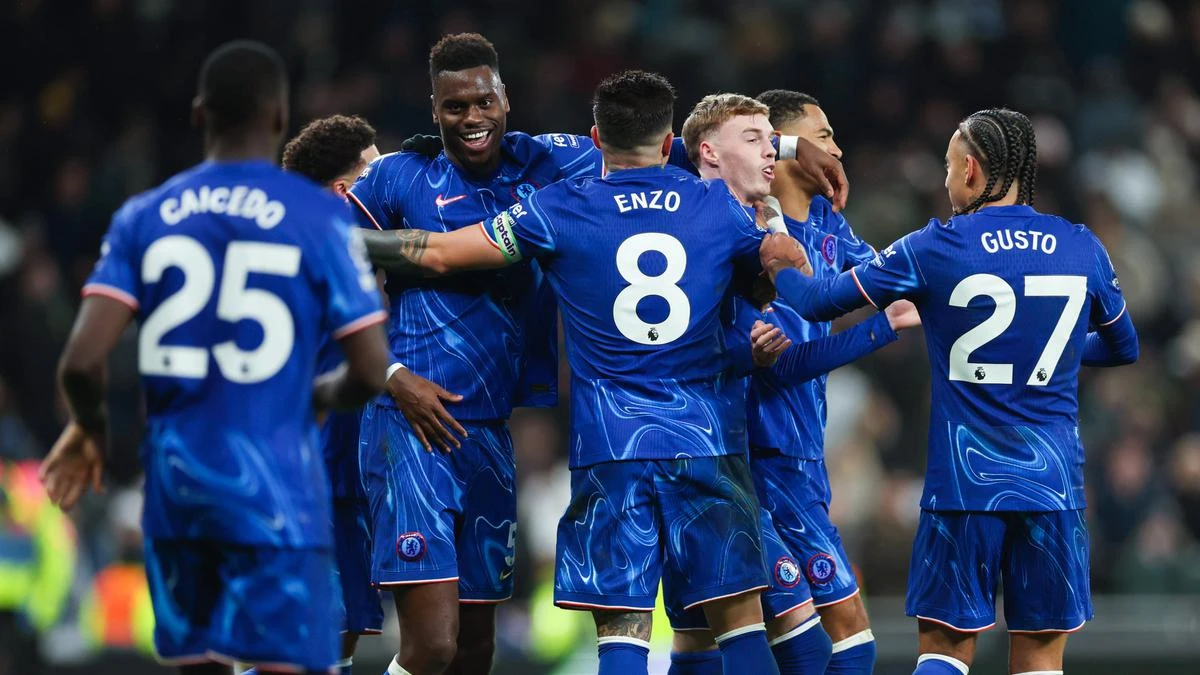 Analisis Kegagalan Chelsea dan Legenda MU Juara Liga Inggris 2025 ...
